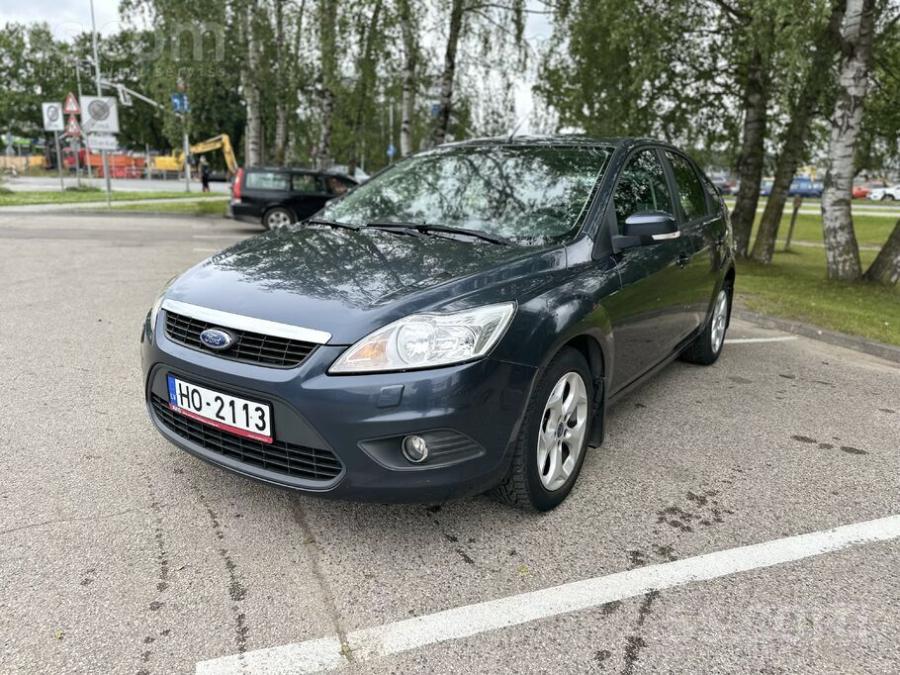 Zils Ford Focus 2010 Rīga, ar dzinēja tilpumu 1.60 L un nobraukumu 169 tūkst. km par 2499 €, foto 1 vietnē AUTOMOTO.COM.LV