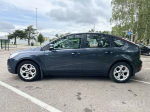 Zils Ford Focus 2010 Rīga, ar dzinēja tilpumu 1.60 L un nobraukumu 169 tūkst. km par 2499 €, foto 3 vietnē AUTOMOTO.COM.LV