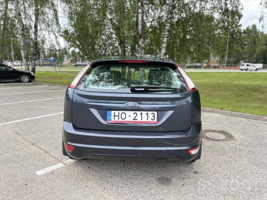 Zils Ford Focus 2010 Rīga, ar dzinēja tilpumu 1.60 L un nobraukumu 169 tūkst. km par 2499 €, foto 8 vietnē AUTOMOTO.COM.LV