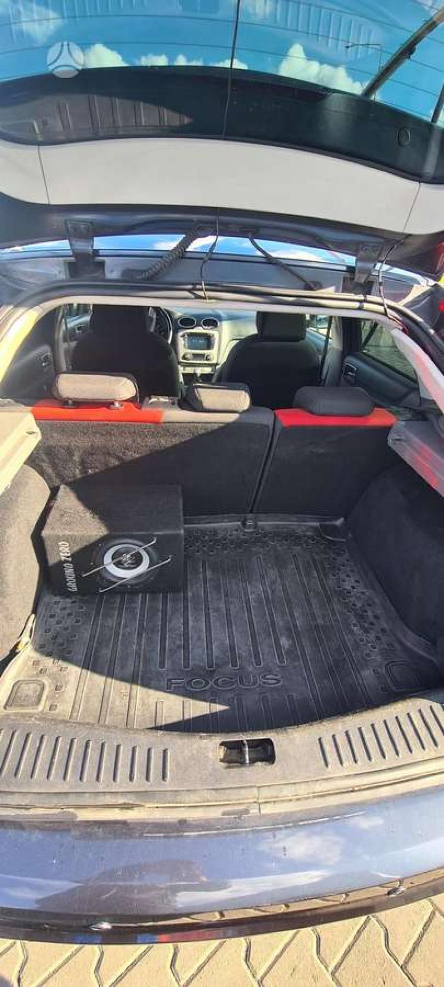 Zils Ford Focus 2010 Viļņa, ar dzinēja tilpumu 1.56 L un nobraukumu 270 tūkst. km par 3300 €, foto 7 vietnē AUTOMOTO.COM.LV