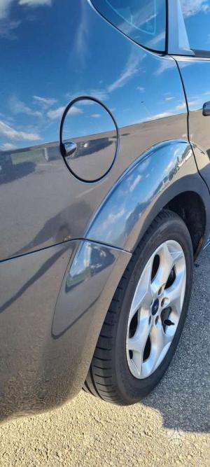 Zils Ford Focus 2010 Viļņa, ar dzinēja tilpumu 1.56 L un nobraukumu 270 tūkst. km par 3300 €, foto 14 vietnē AUTOMOTO.COM.LV