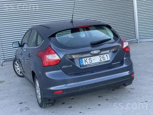 Blue Ford Focus 2011 in Riga, with an engine capacity of 1.60 L and mileage of 296 thousand km for 3600 €, photo 5 on AUTOMOTO.COM.LV