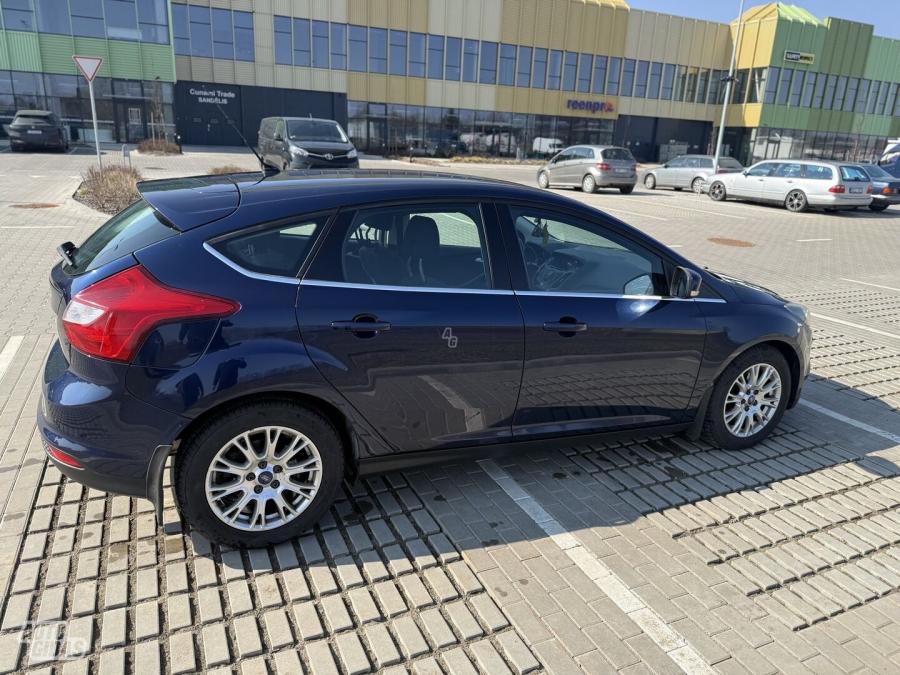 Blue Ford Focus 2012 in Vilnius, with an engine capacity of 1.60 L and mileage of 161 thousand km for 3600 €, photo 6 on AUTOMOTO.COM.LV