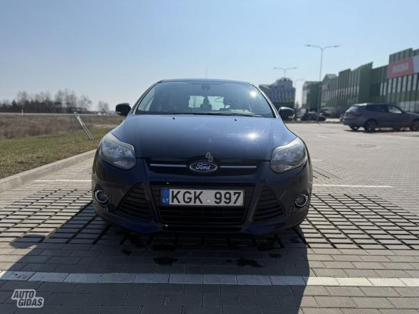 Blue Ford Focus 2012 in Vilnius, with an engine capacity of 1.60 L and mileage of 161 thousand km for 3600 €, photo 9 on AUTOMOTO.COM.LV