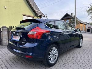 Blue Ford Focus 2012 in Prienai, with an engine capacity of 1.00 L and mileage of 180 thousand km for 3000 €, photo 6 on AUTOMOTO.COM.LV