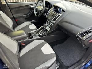 Blue Ford Focus 2012 in Prienai, with an engine capacity of 1.00 L and mileage of 180 thousand km for 3000 €, photo 9 on AUTOMOTO.COM.LV