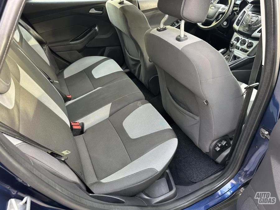 Blue Ford Focus 2012 in Prienai, with an engine capacity of 1.00 L and mileage of 180 thousand km for 3000 €, photo 11 on AUTOMOTO.COM.LV