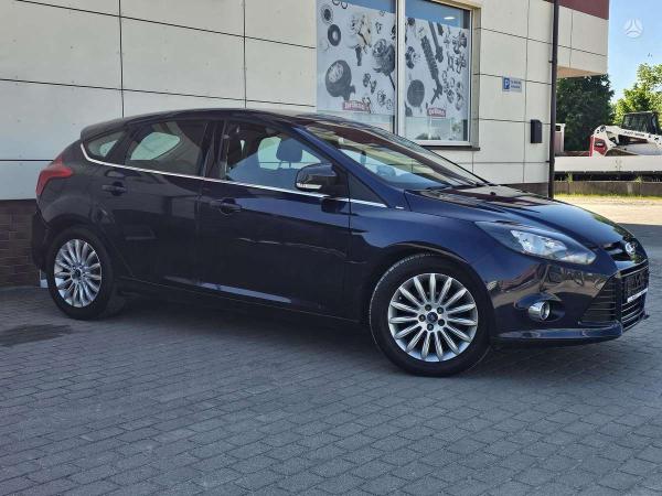 Blue Ford Focus 2012 in Kretinga, with an engine capacity of 1.60 L and mileage of 251 thousand km for 4199 €, photo 4 on AUTOMOTO.COM.LV