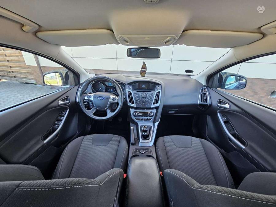 Zils Ford Focus 2012 Kretinga, ar dzinēja tilpumu 1.60 L un nobraukumu 251 tūkst. km par 4199 €, foto 19 vietnē AUTOMOTO.COM.LV