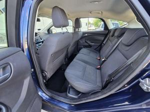 Zils Ford Focus 2012 Kretinga, ar dzinēja tilpumu 1.60 L un nobraukumu 251 tūkst. km par 4199 €, foto 23 vietnē AUTOMOTO.COM.LV