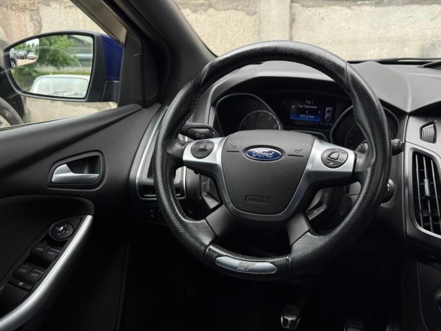 Zils Ford Focus 2012 Rīga, ar dzinēja tilpumu 2.00 L un nobraukumu 160 tūkst. km par 10980 €, foto 11 vietnē AUTOMOTO.COM.LV