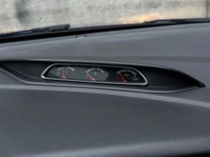 Zils Ford Focus 2012 Rīga, ar dzinēja tilpumu 2.00 L un nobraukumu 160 tūkst. km par 10980 €, foto 12 vietnē AUTOMOTO.COM.LV