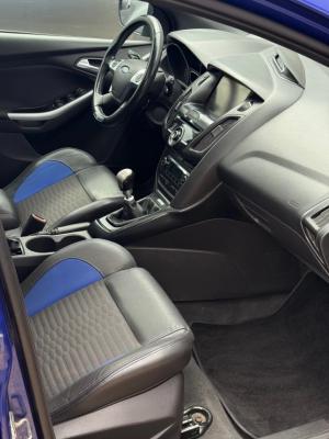 Zils Ford Focus 2012 Rīga, ar dzinēja tilpumu 2.00 L un nobraukumu 160 tūkst. km par 10980 €, foto 18 vietnē AUTOMOTO.COM.LV
