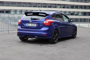 Zils Ford Focus 2012 Rīga, ar dzinēja tilpumu 2.00 L un nobraukumu 160 tūkst. km par 10980 €, foto 20 vietnē AUTOMOTO.COM.LV