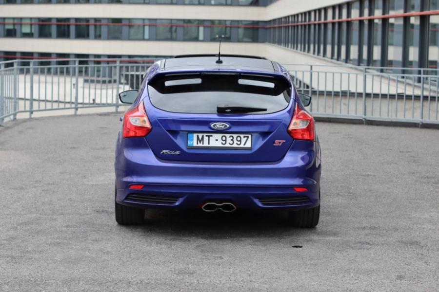 Zils Ford Focus 2012 Rīga, ar dzinēja tilpumu 2.00 L un nobraukumu 160 tūkst. km par 10980 €, foto 21 vietnē AUTOMOTO.COM.LV
