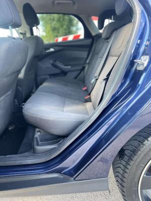 Zils Ford Focus 2012 Viļņa, ar dzinēja tilpumu 2.00 L un nobraukumu 271 tūkst. km par 3800 €, foto 10 vietnē AUTOMOTO.COM.LV