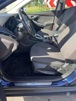 Zils Ford Focus 2012 Viļņa, ar dzinēja tilpumu 2.00 L un nobraukumu 271 tūkst. km par 3800 €, foto 12 vietnē AUTOMOTO.COM.LV