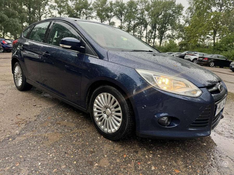 Blue Ford Focus 2012 in Kaunas, with an engine capacity of 1.60 L and mileage of 314 thousand km for 2250 €, photo 5 on AUTOMOTO.COM.LV