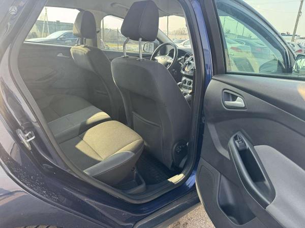 Zils Ford Focus 2012 Kauņa, ar dzinēja tilpumu 1.60 L un nobraukumu 314 tūkst. km par 2300 €, foto 8 vietnē AUTOMOTO.COM.LV