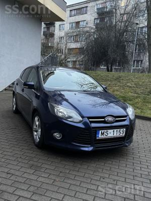 Blue Ford Focus 2013 in Riga, with an engine capacity of 1.60 L and mileage of 295 thousand km for 3700 €, photo 2 on AUTOMOTO.COM.LV