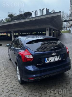 Blue Ford Focus 2013 in Riga, with an engine capacity of 1.60 L and mileage of 295 thousand km for 3700 €, photo 5 on AUTOMOTO.COM.LV