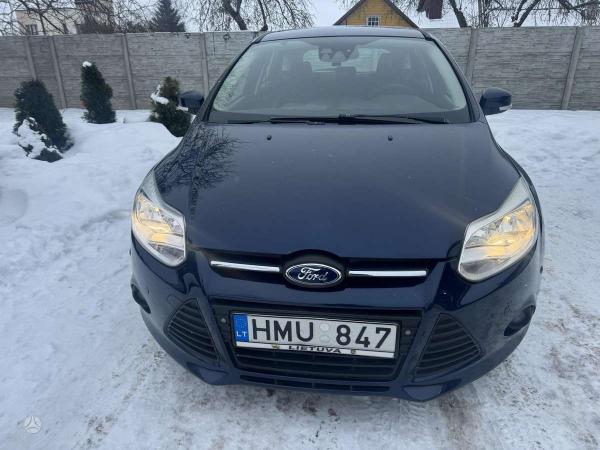 Blue Ford Focus 2013 in Kaunas, with an engine capacity of 1.60 L and mileage of 300 thousand km for 3200 €, photo 3 on AUTOMOTO.COM.LV