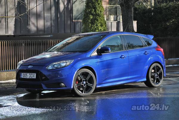 Zils Ford Focus 2013 Tallina, ar dzinēja tilpumu 2.00 L un nobraukumu 214 tūkst. km par 9800 €, foto 2 vietnē AUTOMOTO.COM.LV