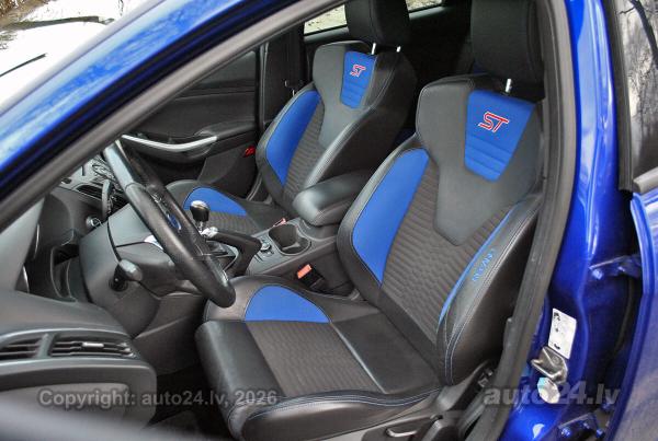 Zils Ford Focus 2013 Tallina, ar dzinēja tilpumu 2.00 L un nobraukumu 214 tūkst. km par 9800 €, foto 7 vietnē AUTOMOTO.COM.LV