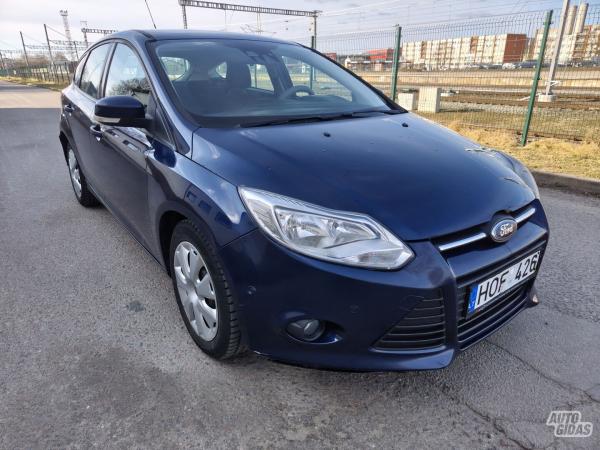 Blue Ford Focus 2013 in Siauliai, with an engine capacity of 1.60 L and mileage of 416 thousand km for 1899 €, photo 3 on AUTOMOTO.COM.LV