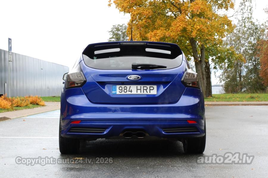 Blue Ford Focus 2013 in Tallinn, with an engine capacity of 2.00 L and mileage of 190 thousand km for 12900 €, photo 7 on AUTOMOTO.COM.LV