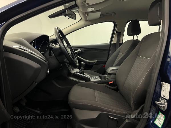 Zils Ford Focus 2013 Pērnava, ar dzinēja tilpumu 1.00 L un nobraukumu 130 tūkst. km par 3490 €, foto 9 vietnē AUTOMOTO.COM.LV