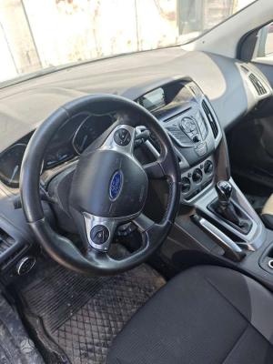 Blue Ford Focus 2013 in Klaipeda, with an engine capacity of 1.00 L and mileage of 400 thousand km for 850 €, photo 6 on AUTOMOTO.COM.LV