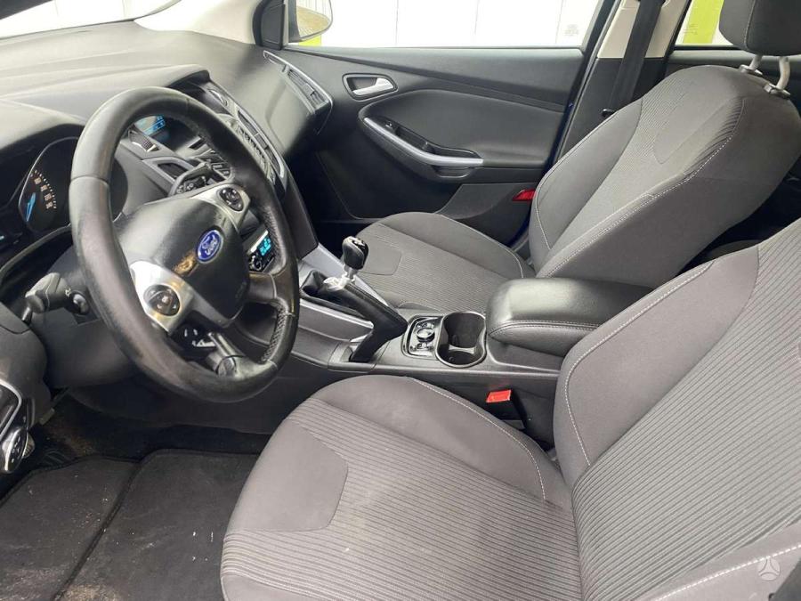 Zils Ford Focus 2014 Viļņa, ar dzinēja tilpumu 1.00 L un nobraukumu 200 tūkst. km par 2850 €, foto 19 vietnē AUTOMOTO.COM.LV