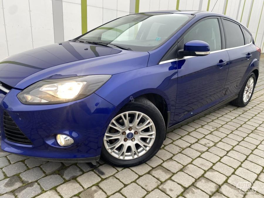 Blue Ford Focus 2014 in Vilnius, with an engine capacity of 1.00 L and mileage of 200 thousand km for 2950 €, photo 14 on AUTOMOTO.COM.LV