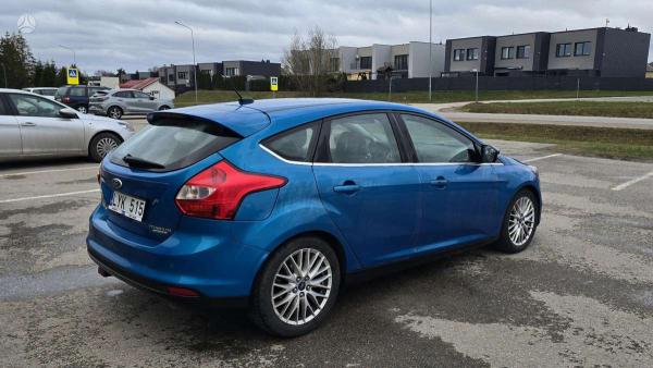 Blue Ford Focus 2014 in Kaunas, with an engine capacity of 2.00 L and mileage of 160 thousand km for 5000 €, photo 5 on AUTOMOTO.COM.LV