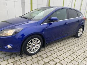 Blue Ford Focus 2014 in Vilnius, with an engine capacity of 1.00 L and mileage of 200 thousand km for 2500 €, photo 6 on AUTOMOTO.COM.LV
