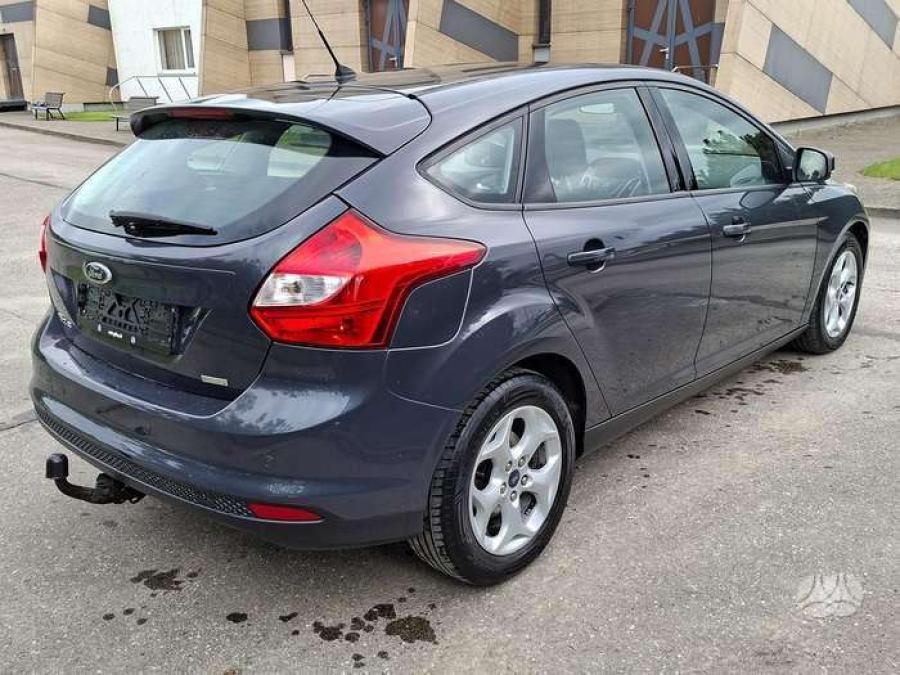 Zils Ford Focus 2014 Ukmergė, ar dzinēja tilpumu 1.00 L un nobraukumu 214 tūkst. km par 2650 €, foto 5 vietnē AUTOMOTO.COM.LV