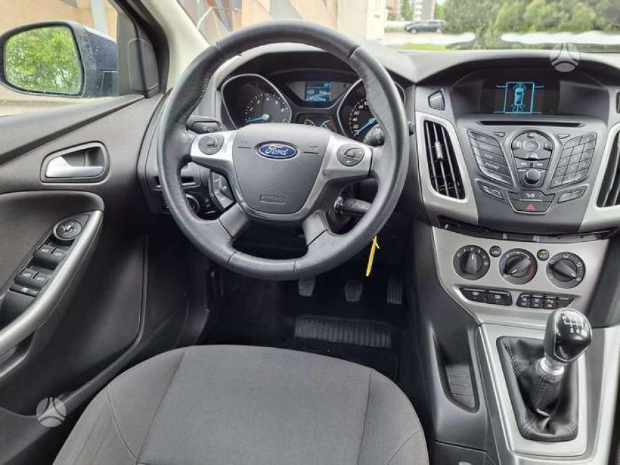 Zils Ford Focus 2014 Ukmergė, ar dzinēja tilpumu 1.00 L un nobraukumu 214 tūkst. km par 2650 €, foto 8 vietnē AUTOMOTO.COM.LV