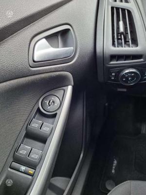 Zils Ford Focus 2014 Ukmergė, ar dzinēja tilpumu 1.00 L un nobraukumu 214 tūkst. km par 2650 €, foto 11 vietnē AUTOMOTO.COM.LV