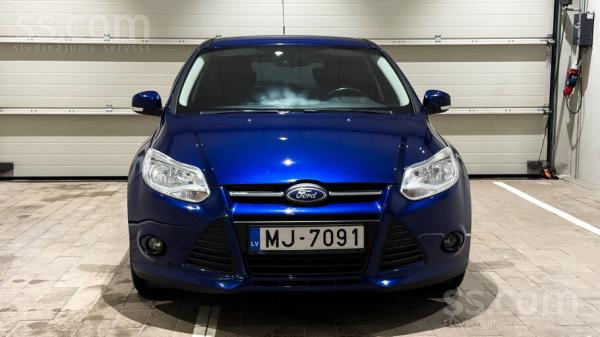 Ford Focus 2014 Rīga vietnē Zils Ford Focus 2014 Rīga, ar dzinēja tilpumu 1.00 L un nobraukumu 133 tūkst. km par 4500 €, foto 3 vietnē AUTOMOTO.COM.LV