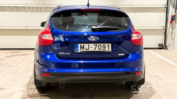 Ford Focus 2014 Rīga vietnē Zils Ford Focus 2014 Rīga, ar dzinēja tilpumu 1.00 L un nobraukumu 133 tūkst. km par 4500 €, foto 5 vietnē AUTOMOTO.COM.LV