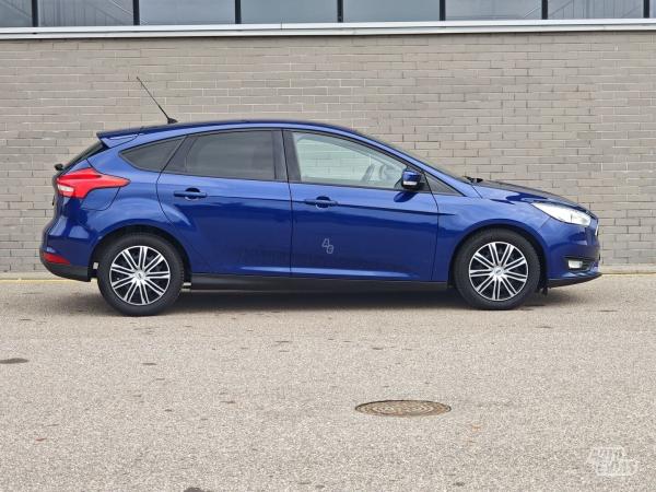 Ford Focus 2015 Viļņa vietnē Zils Ford Focus 2015 Viļņa, ar dzinēja tilpumu 1.00 L un nobraukumu 193 tūkst. km par 4500 €, foto 6 vietnē AUTOMOTO.COM.LV