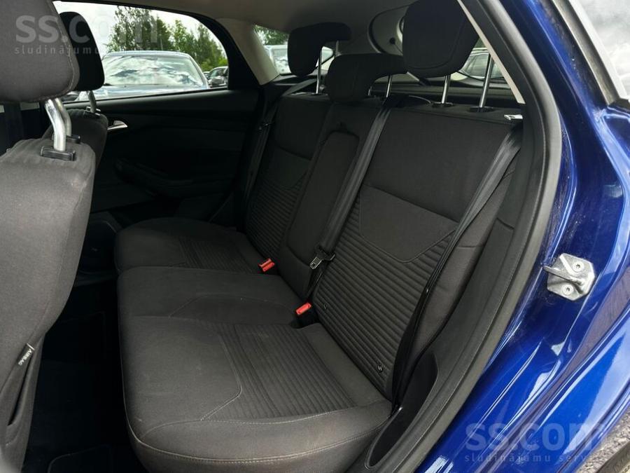 Blue Ford Focus 2016 in Jelgava, with an engine capacity of 1.50 L and mileage of 0 thousand km for 4990 €, photo 17 on AUTOMOTO.COM.LV