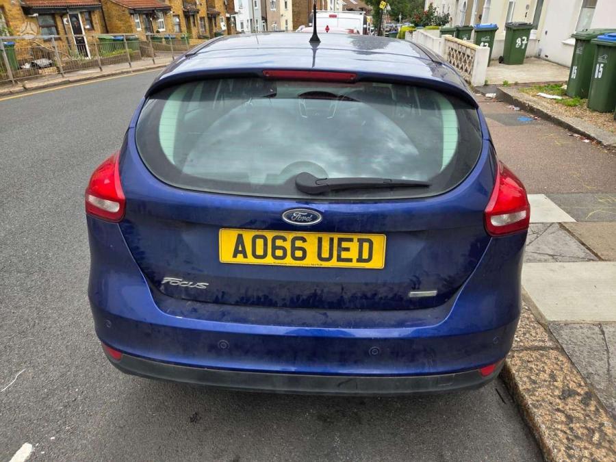 Blue Ford Focus 2016 in Kaunas, with an engine capacity of 1.00 L and mileage of 180 thousand km for 800 €, photo 3 on AUTOMOTO.COM.LV
