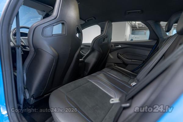 Blue Ford Focus 2016 in Tallinn, with an engine capacity of 2.30 L and mileage of 146 thousand km for 19900 €, photo 5 on AUTOMOTO.COM.LV