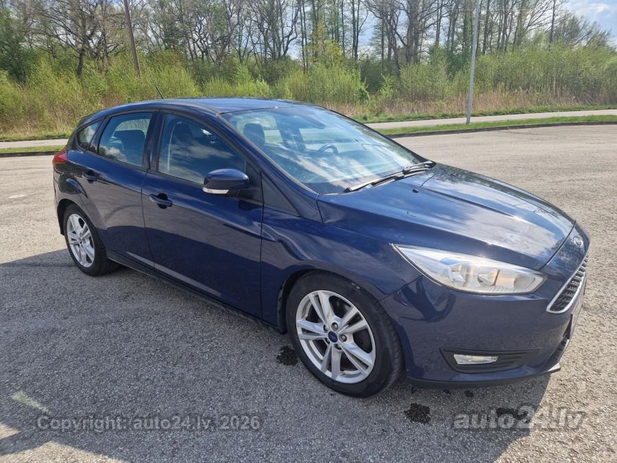 Zils Ford Focus 2016 Rapla, ar dzinēja tilpumu 2.00 L un nobraukumu 187 tūkst. km par 6000 €, foto 6 vietnē AUTOMOTO.COM.LV