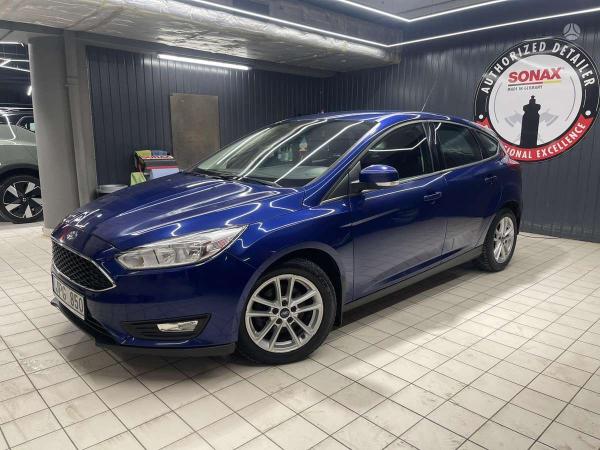 Blue Ford Focus 2017 in Vilnius, with an engine capacity of 1.00 L and mileage of 145 thousand km for 7000 €, photo 1 on AUTOMOTO.COM.LV