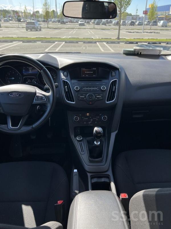 Zils Ford Focus 2017 Rīga, ar dzinēja tilpumu 1.50 L un nobraukumu 58 tūkst. km par 6800 €, foto 5 vietnē AUTOMOTO.COM.LV