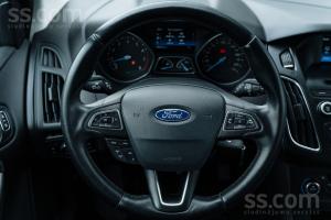 Blue Ford Focus 2018 in Riga, with an engine capacity of 1.00 L and mileage of 166 thousand km for 6500 €, photo  on AUTOMOTO.COM.LV