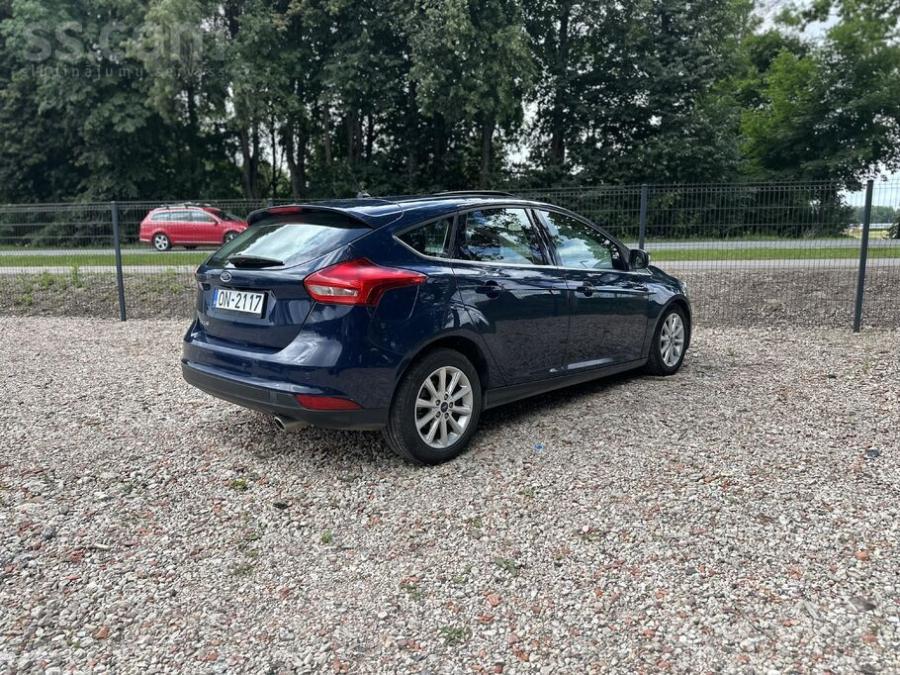 Blue Ford Focus 2018 in Cesis, with an engine capacity of 2.00 L and mileage of 0 thousand km for 8900 €, photo 7 on AUTOMOTO.COM.LV